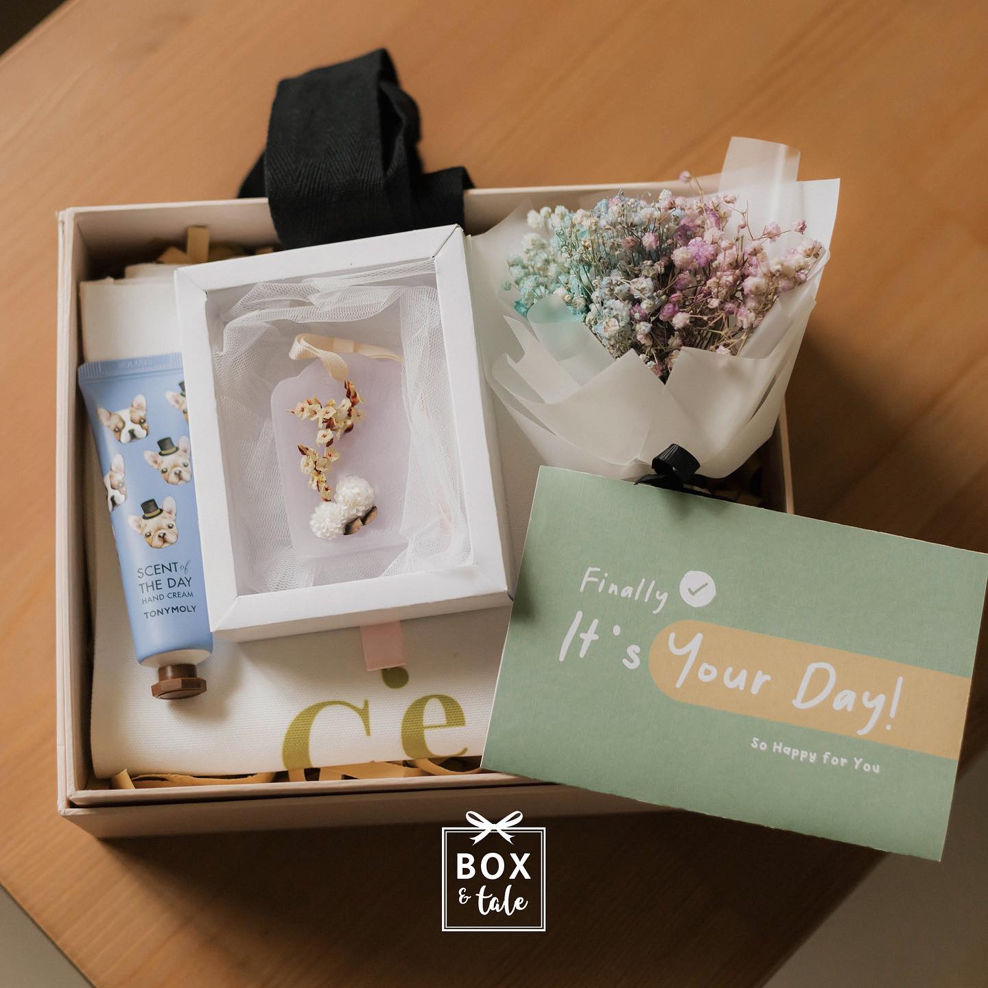 Gift Box, Custom Gifts, Hampers & Corporate Gifts | BOX&TALE